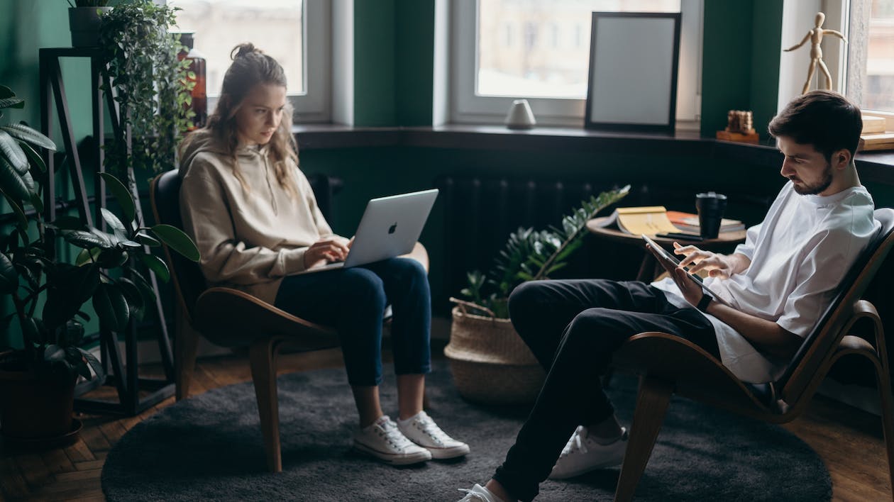 Early 20’s struggles: Career or love life | Crossmap Blogs