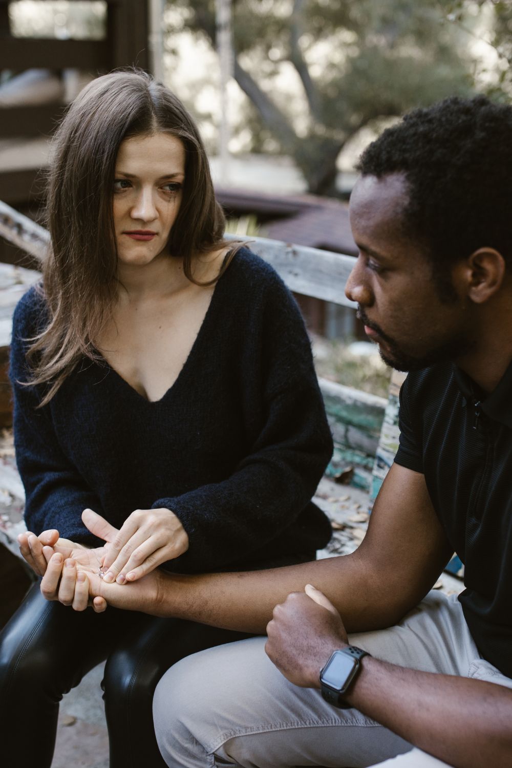 How Do I Help My Male Friend Go Through A Breakup? 8 Tips For Being ...